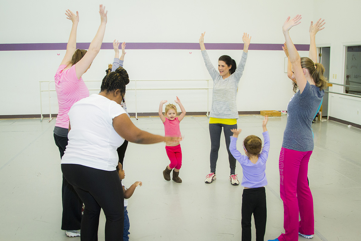 Mommy and Me Class Academie de Ballet - ADB Dance Center